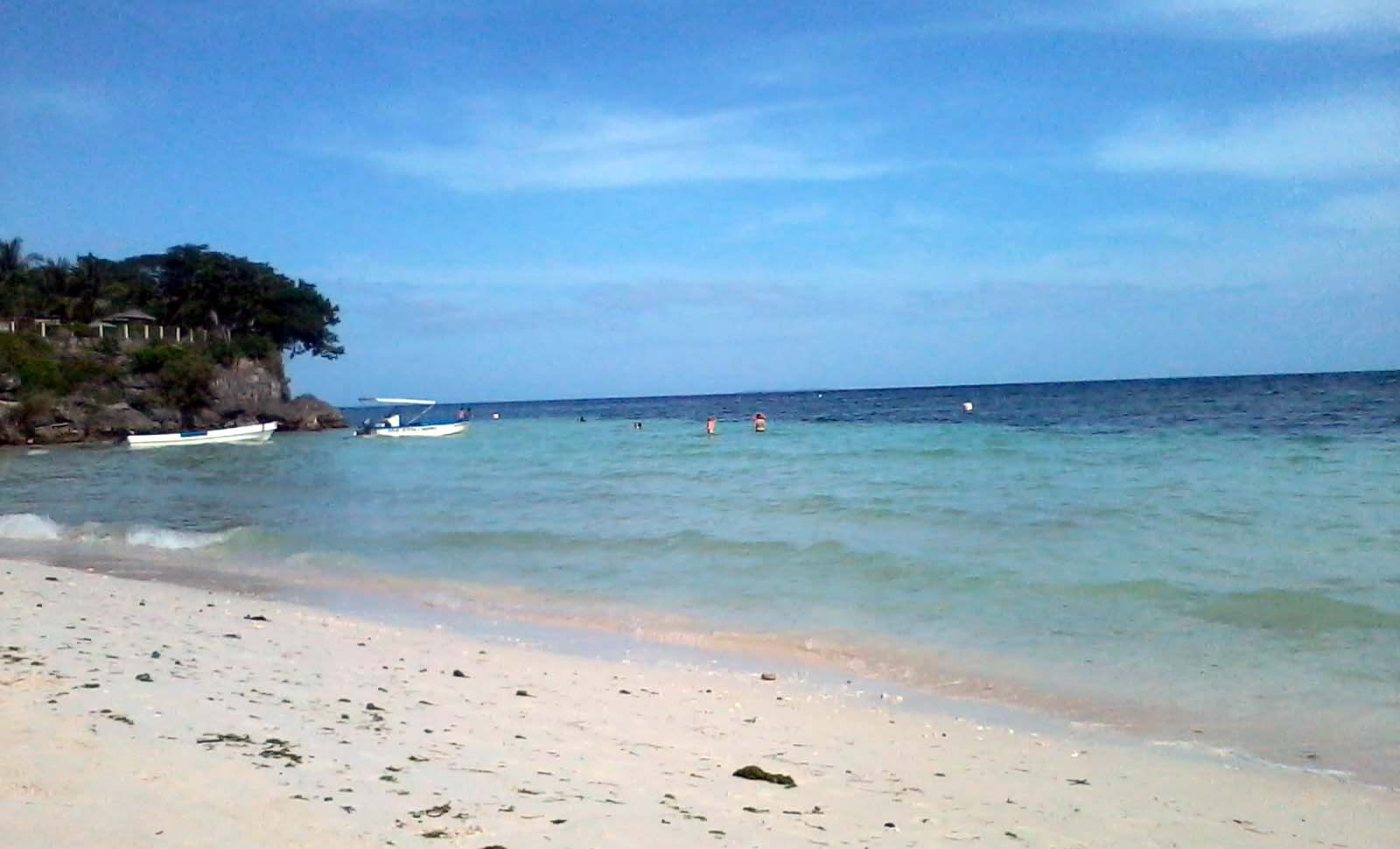 Alona Beach, Philippines 🏖️🌴🍹 Too touristy? or worth a visit?